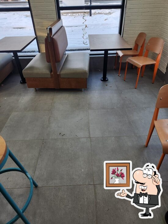 Popeyes Lousiana Kitchen, Salmon Arm - Restaurant menu, prices and reviews