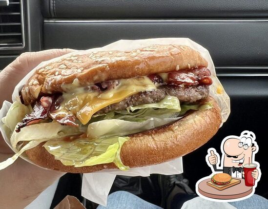 Sno-White Drive In in McFarland - Restaurant reviews