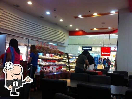Red Ribbon- SM City Pampanga, San Fernando - Restaurant reviews