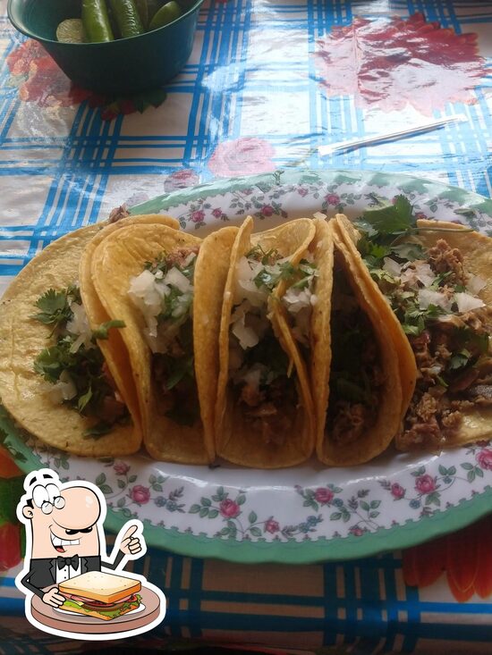 Menu at El Mil Tacos restaurant, Río Grande