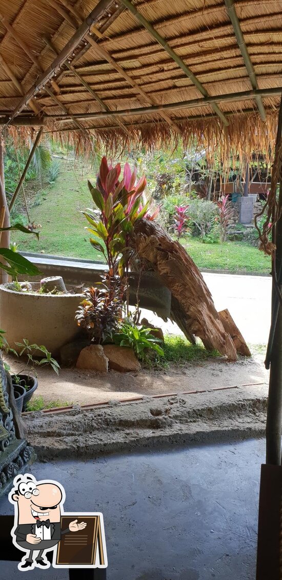 THE GREAT LEADER'S BAR, Ko Samui - Restaurant reviews