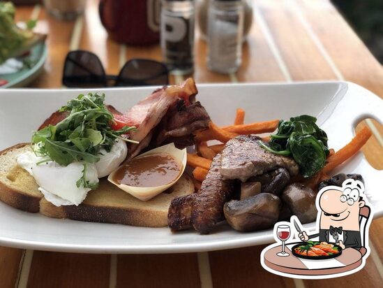 Fat Frog Beach Cafe in Cannonvale - Restaurant menu and reviews