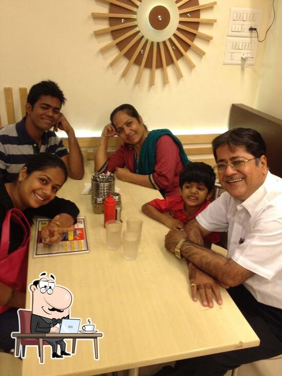 Enjoy Pizza, Ahmedabad, Shivalik Arcade - Restaurant reviews