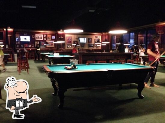 Fast Eddie's Billiards San Antonio - Braun in San Antonio - Restaurant ...
