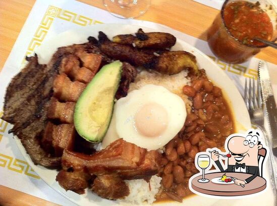 Menu at Pollos El Paisa restaurant, Westbury