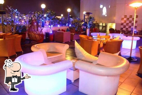 Sky Lounge Bar & Grill, New Delhi - Restaurant menu, prices and reviews