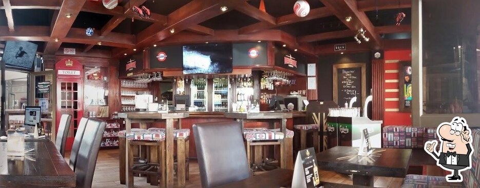 Commonwealth Square, Centurion - Restaurant menu, prices and reviews