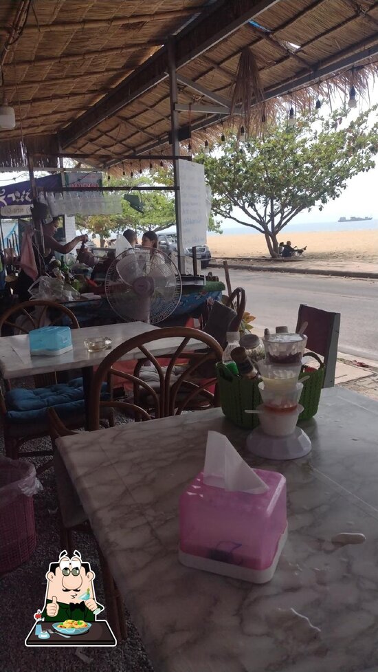 Patcha on the beach restaurant, Pattaya City - Restaurant reviews