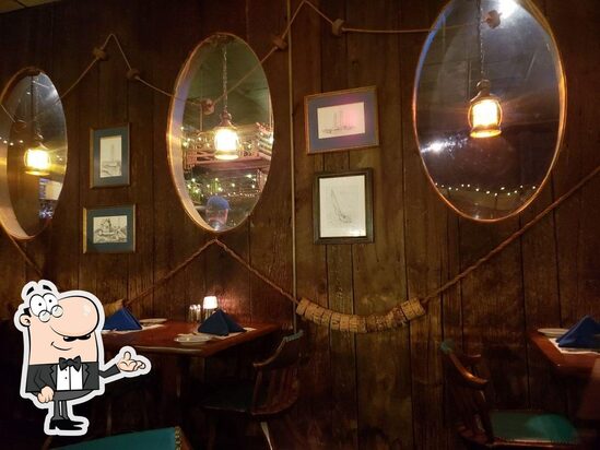 Menu at Windward Passage pub & bar, Columbus