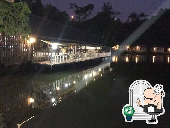 Pae ma nam แพ ม้า น้ำ restaurant, Phuket