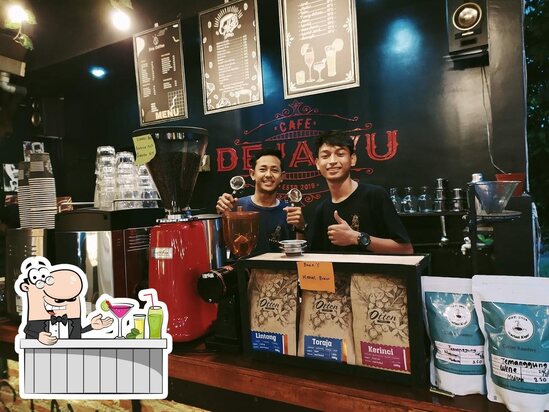 Menu at Dejavu cafe & coffee, East Aek Kanopan