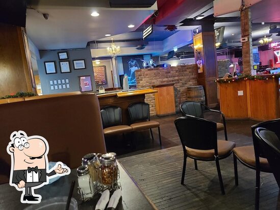 Horseshu Lounge, Edmonton - Restaurant menu, prices and reviews