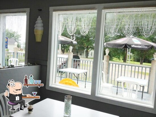 Bikinis & Trunks Ice Cream Bar, Port Hood - Menu du restaurant, prix et ...