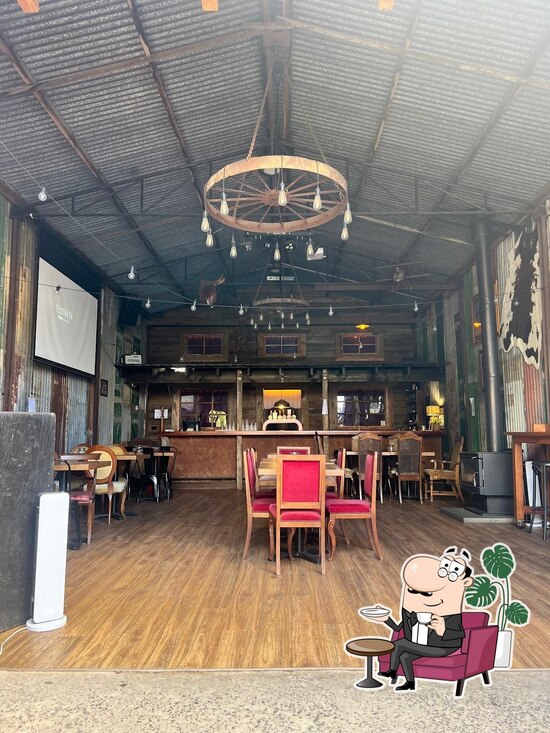 The Full Moon Saloon, Woodend - Restaurant menu, prices and reviews