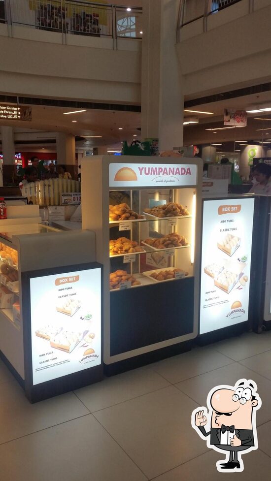 Menu at Yumpanada, Muntinlupa