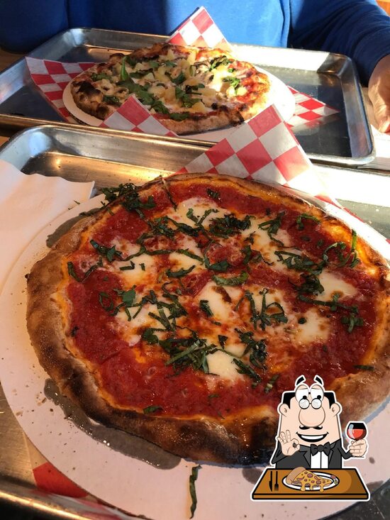 Pi Carmel, Carmel - Restaurant menu, prices and reviews