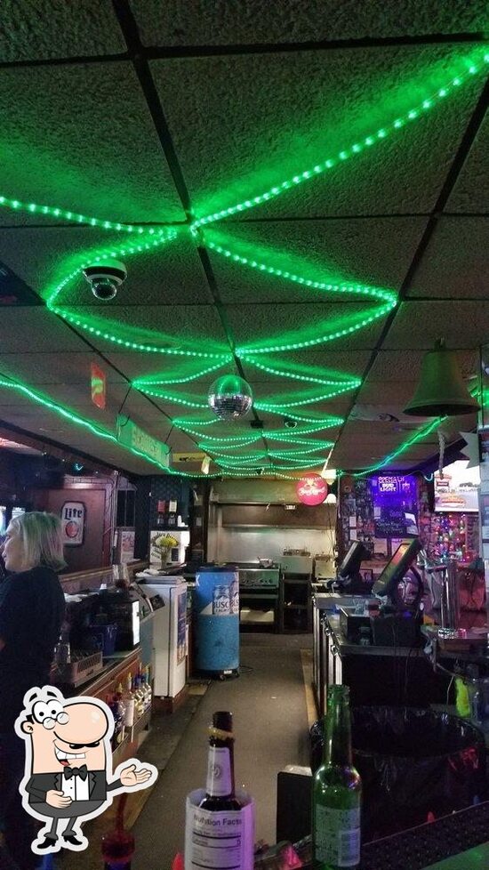Menu at Shoots Bar & Grill, Suamico