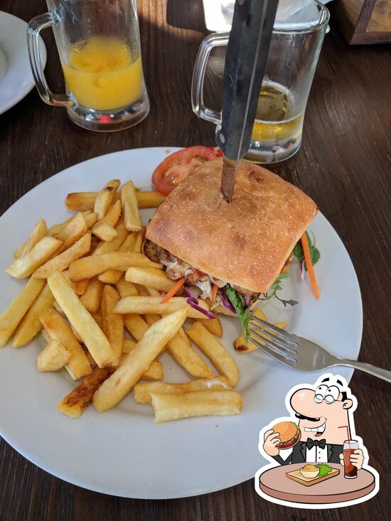 Pineacres Restaurant & Bar in Kaiapoi - Restaurant menu and reviews