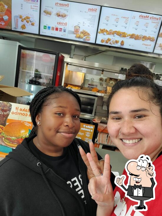 popeyes, Toronto - Restaurant menu, prices and reviews
