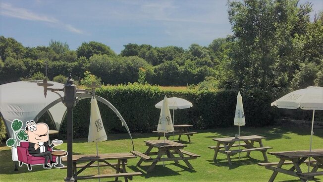 Menu at The Diamond Inn pub & bar, Oxted