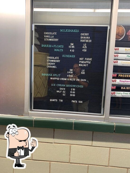 Young's Custard Stand, Zelienople - Restaurant menu, prices and reviews