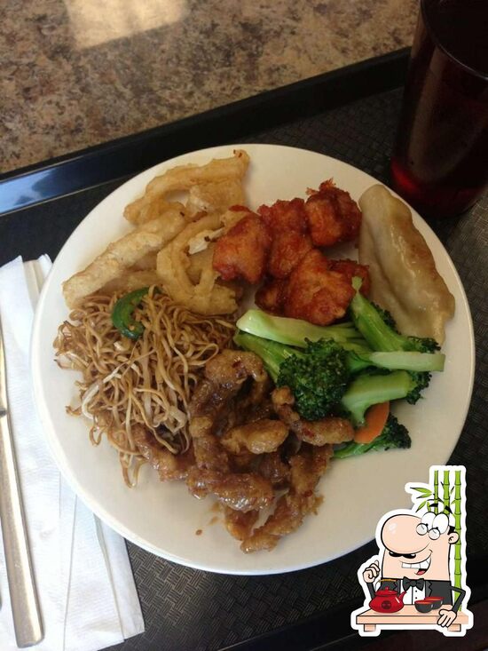 Menu at Ginger Beef restaurant, Calgary, Brentwood Rd NW #309–3630