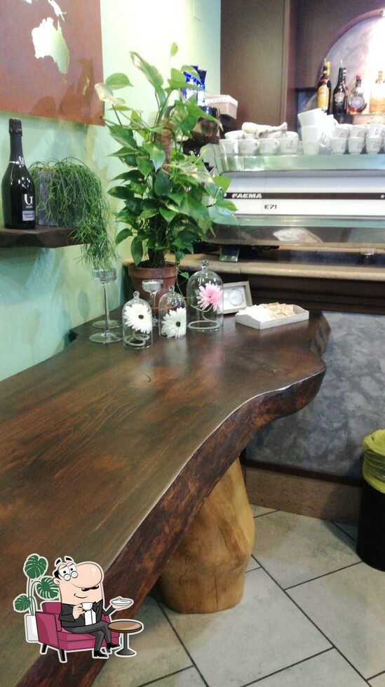 Kmzero Cafe' Snc, Reggio Emilia - Menu del ristorante, prezzi e recensioni