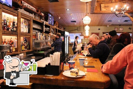 Menu at The Town Cabin Deli & Pub, Candia