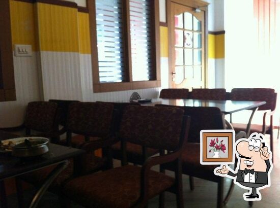 Malabar Palace Restaurant, Kochi, Chandiroor