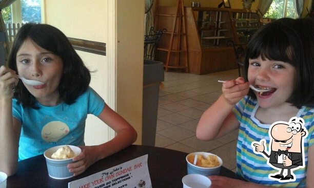 Postres Jake's Old Fashioned Ice Cream & Sweet Shoppe, Amherst
