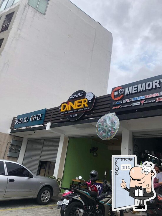 Menu at Jones Diner restaurant, Manila