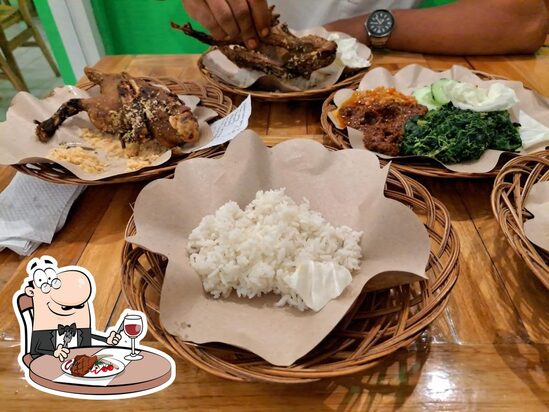 Menu at Bebek Goreng Pak Eko Ketileng restaurant, Semarang