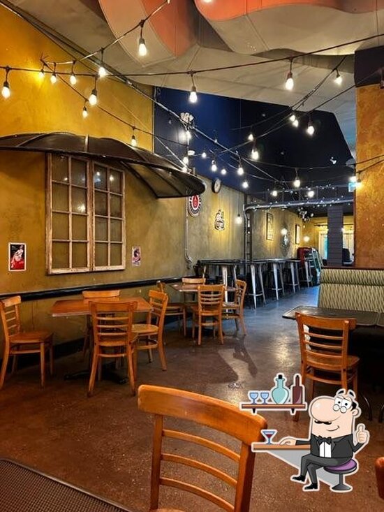 Bubi's Awesome Eats, Windsor - Restaurant menu, prices and reviews