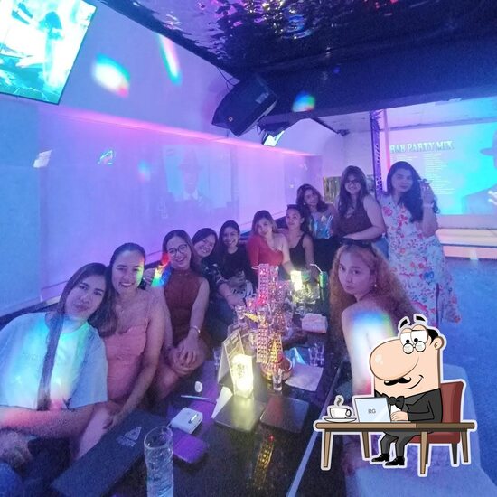 Illusion Pub Grill & Cafe, Mandaluyong - Restaurant menu, prices and ...
