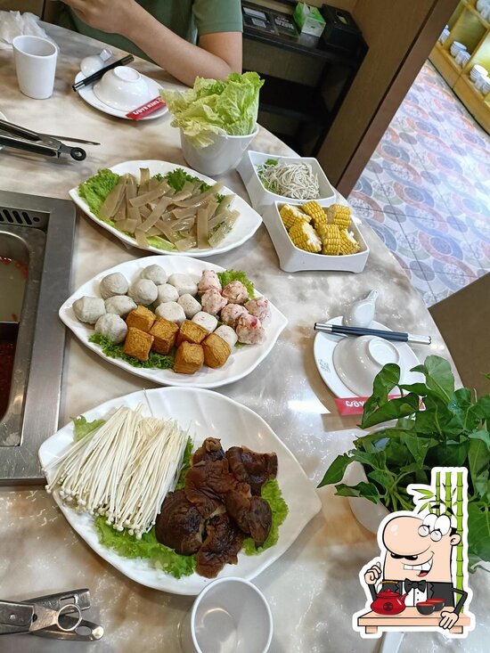 Menu at Zhenbao Hotpot restaurant, Taguig