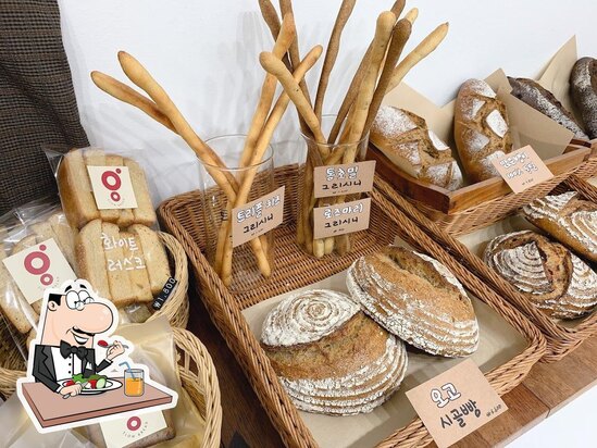 슬로우브레드 오고 (SLOWBREAD o.g.o), Seoul - Restaurant menu, prices and reviews