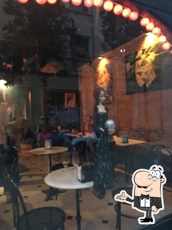 Tribal Café, Barcelona - Restaurant menu, prices and reviews