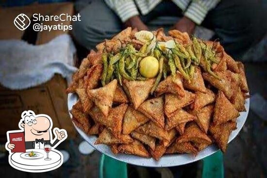 Menu at Spicy samosa factory, Madurai