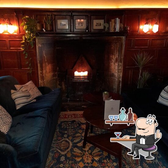 The Lygon Arms, Broadway - Restaurant menu, prices and reviews