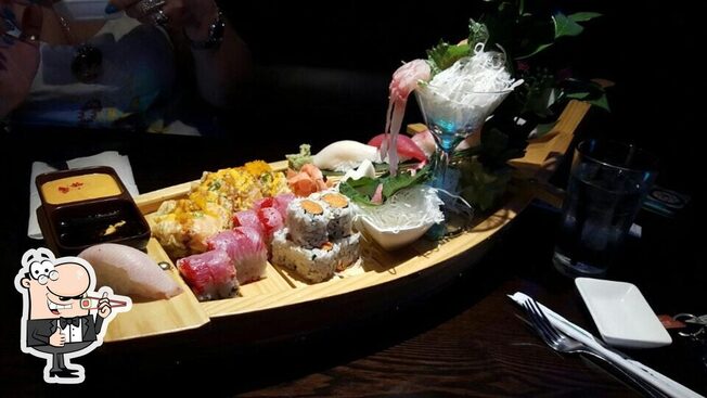Feng Lz Hibachi Sushi & Bar in Broadview Heights - Restaurant menu and ...