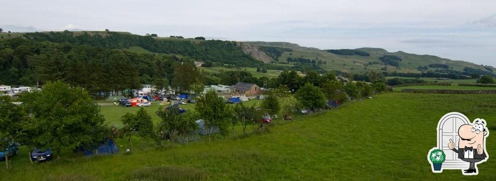 Pub y bar Knight Stainforth Hall Camping & Caravan Park, Settle ...