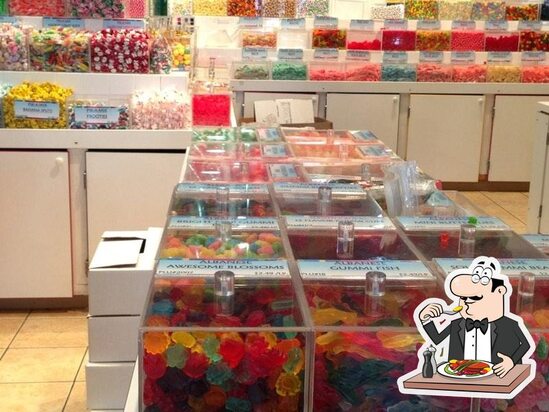 Albanese Confectionery, 5441 E Lincoln Hwy in Merrillville - Restaurant ...