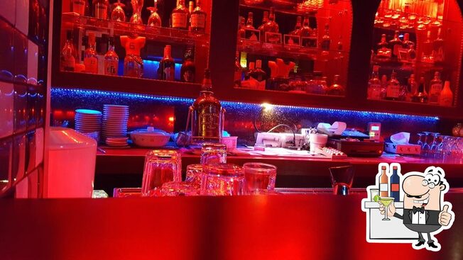 Café Arena, Rotterdam, Rijnhaven - Restaurant menu, prices and reviews
