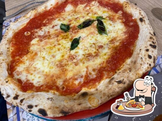 Solopizza Napoli pizzeria, Naples, Via Medina - Restaurant menu and reviews