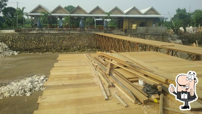 To Tampe Beach Cafe & Resto, Indonesia - Opiniones del restaurante