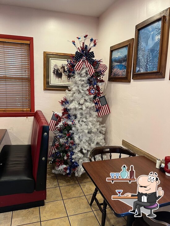 Limestone Pizza & Grille, Cochranville - Restaurant menu, prices and ...