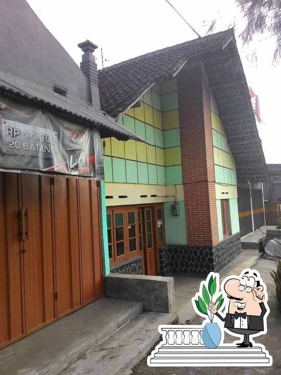 Rumah Cemara cafe, Pandesari