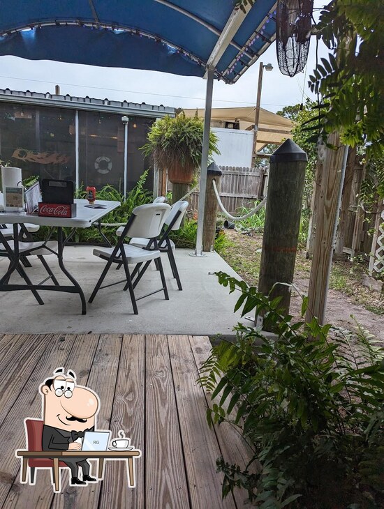 Silver Dolphin Restaurant in Hernando Beach - Restaurant menu and reviews