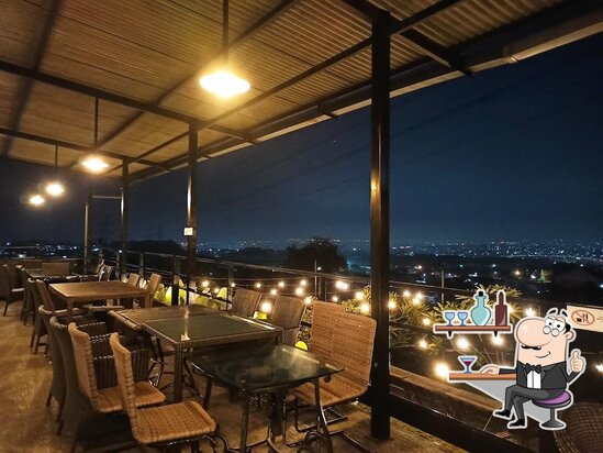 Semilir Cafe, Semarang - Restaurant menu, prices and reviews