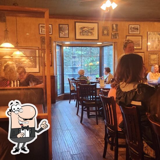 Crescent City Grill, Hattiesburg - Restaurant menu, prices and reviews